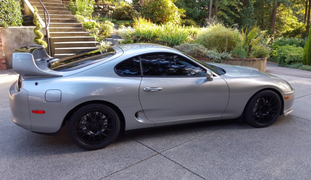 Side view - Stu's Garage